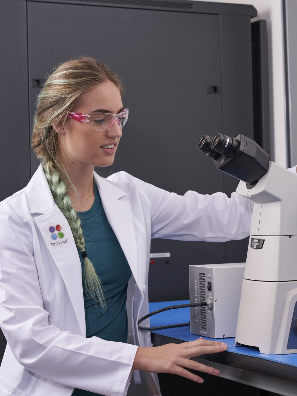 Contact Lumencor | Solid-State Illumination for Microscopy & More